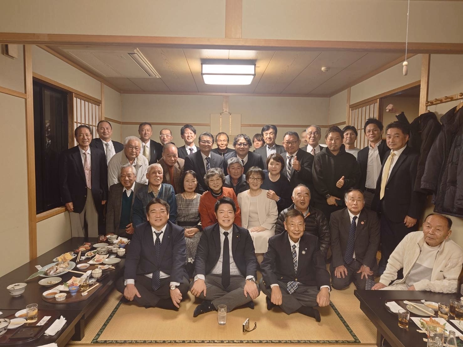 長洲太翔会の忘年会に参加しました。熊本県議会議員 内野幸喜 - 内野幸喜（ウチノコウキ） ｜ 選挙ドットコム