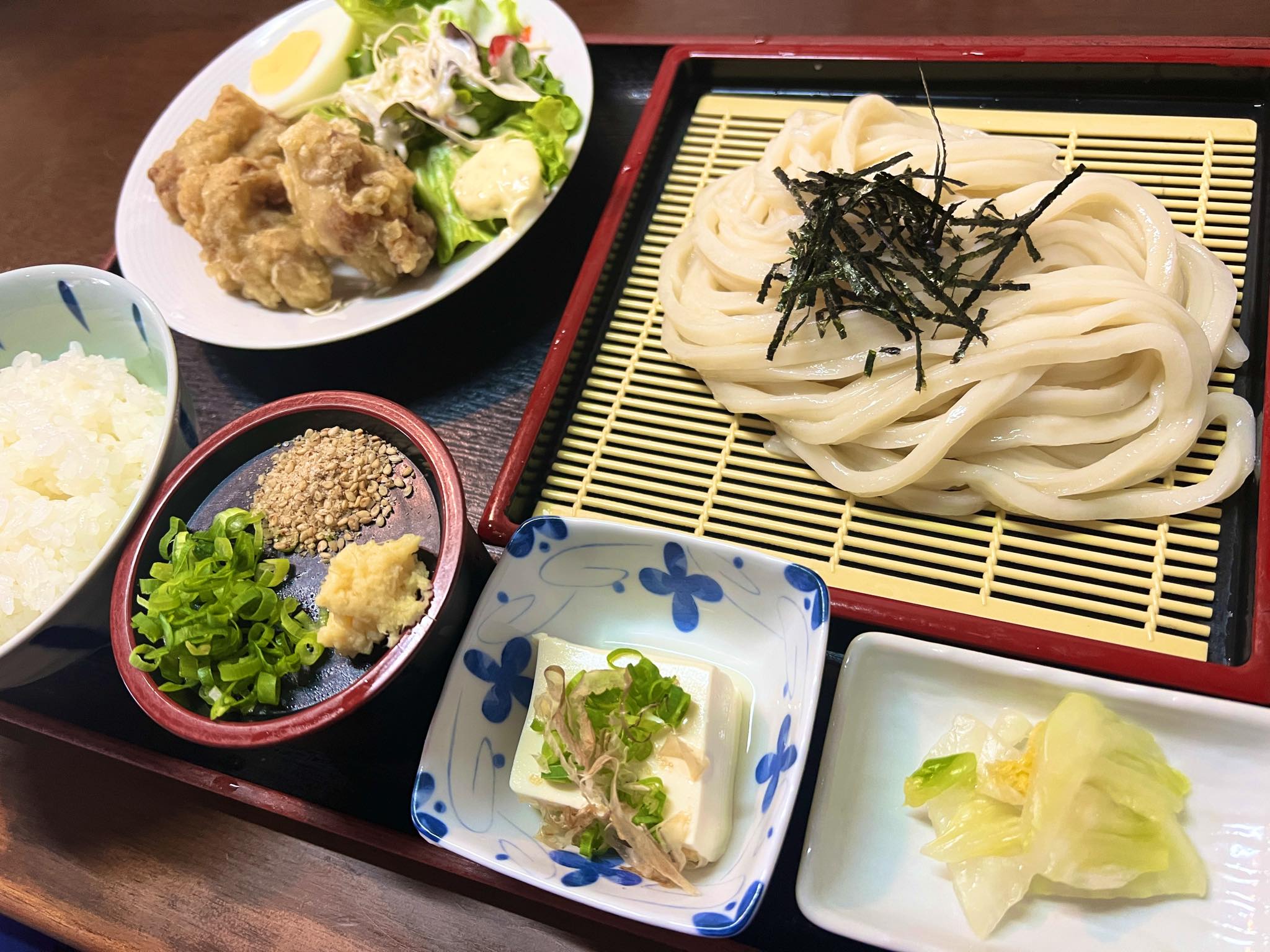 【福山市三之町】福山駅前にある「讃岐うどん なの花」さんでボリューム満点ランチをいただきました。 - 貝原大和（カイハラヤマト） ｜ 選挙ドットコム