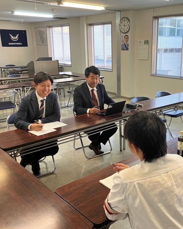 【栃木支部】栃木支部の皆さまのご協力のもと、加藤常任顧問と共に昼食時間に活動報告🍙また組合員と... - はない洋介（ハナイヨウスケ ...