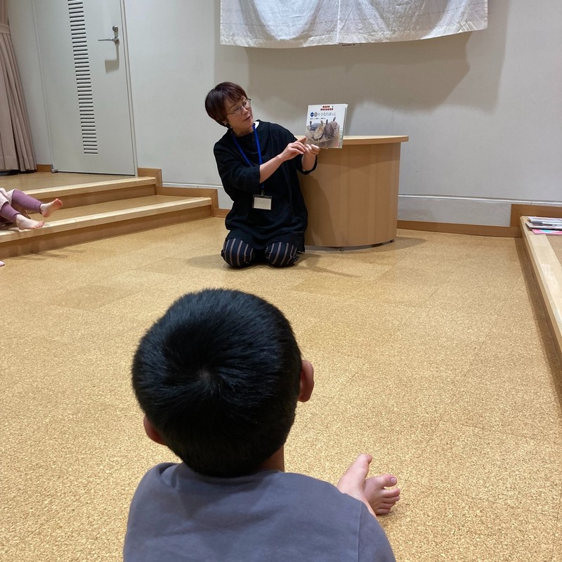 2023.11.26絵本サークルぽっかぽか図書館おはなし会参加妻が参加している絵本サークルぽっ... - 竹田たかのり（タケダタカノリ ...