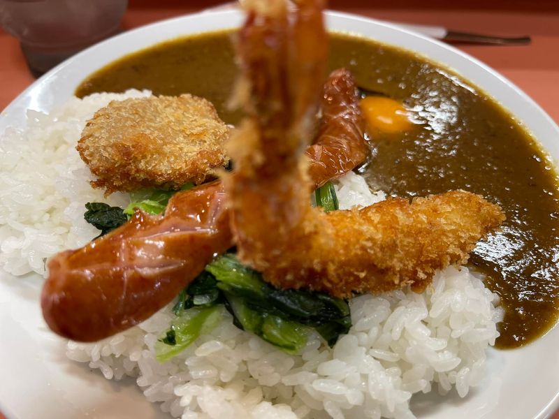 【金曜日は…】ちょっと変わったアングルから撮ってみたらまた違った魅力が見えてきました🍛人も同じ... - はやしもと光広（ハヤシモトミツヒロ ...