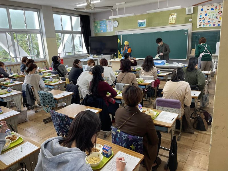 大府小学校PTA事業、給食試食会が3年ぶりに1年生の保護者が対象ですが、PTA会長として一緒に... - 日高あきら（ヒダカアキラ） ｜ 選挙 ...